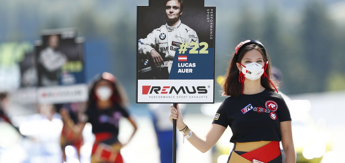 DTM 2020: Grid Girls auf dem Lausitzring