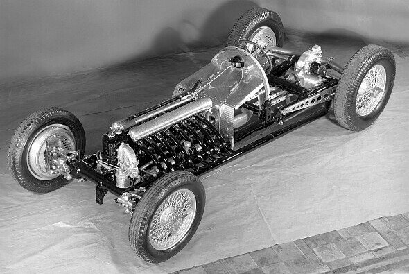 Der Mercedes-Benz W 125 hat vor 80 Jahren Premiere