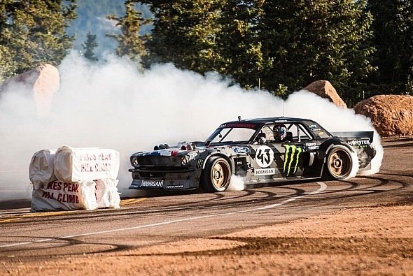 Ken Block - Climbkhana: So fühlen sich 1400 PS am Pikes Peak an