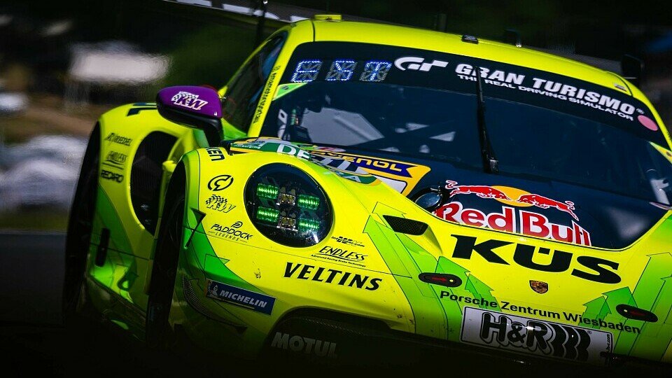 24h Nürburgring 2025: Manthey-Porsche auf Pole Position nach schwerem Vanthoor-Unfall